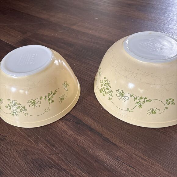 Pyrex | Dining | Vintage Pyrex Shenandoah Mixing Yellow Nesting Bowls ...